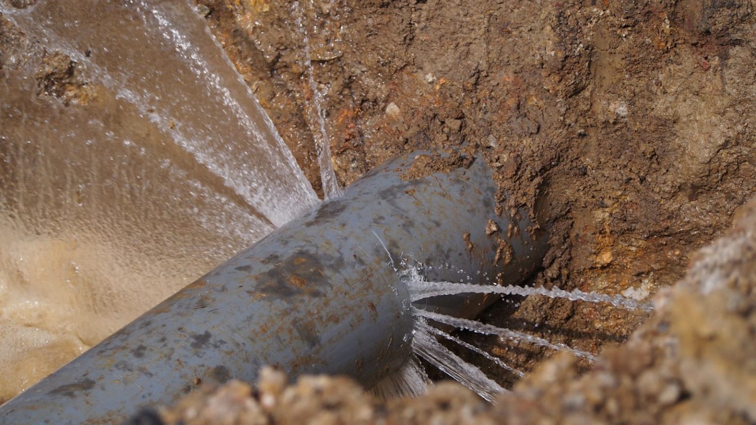 Understanding Water Main Issues: When to Call a Professional